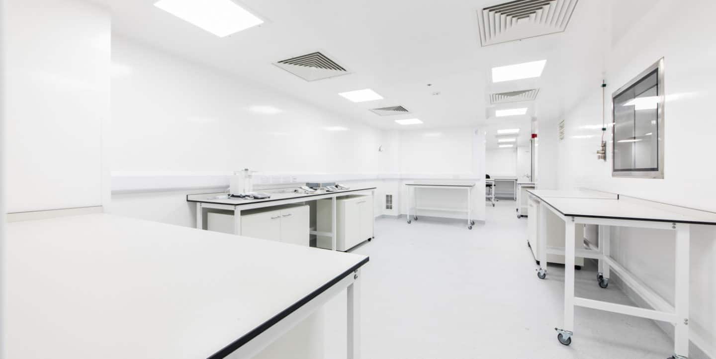 Hygienic Wall Cladding in the UK | Perfect for hospitals, labs & more